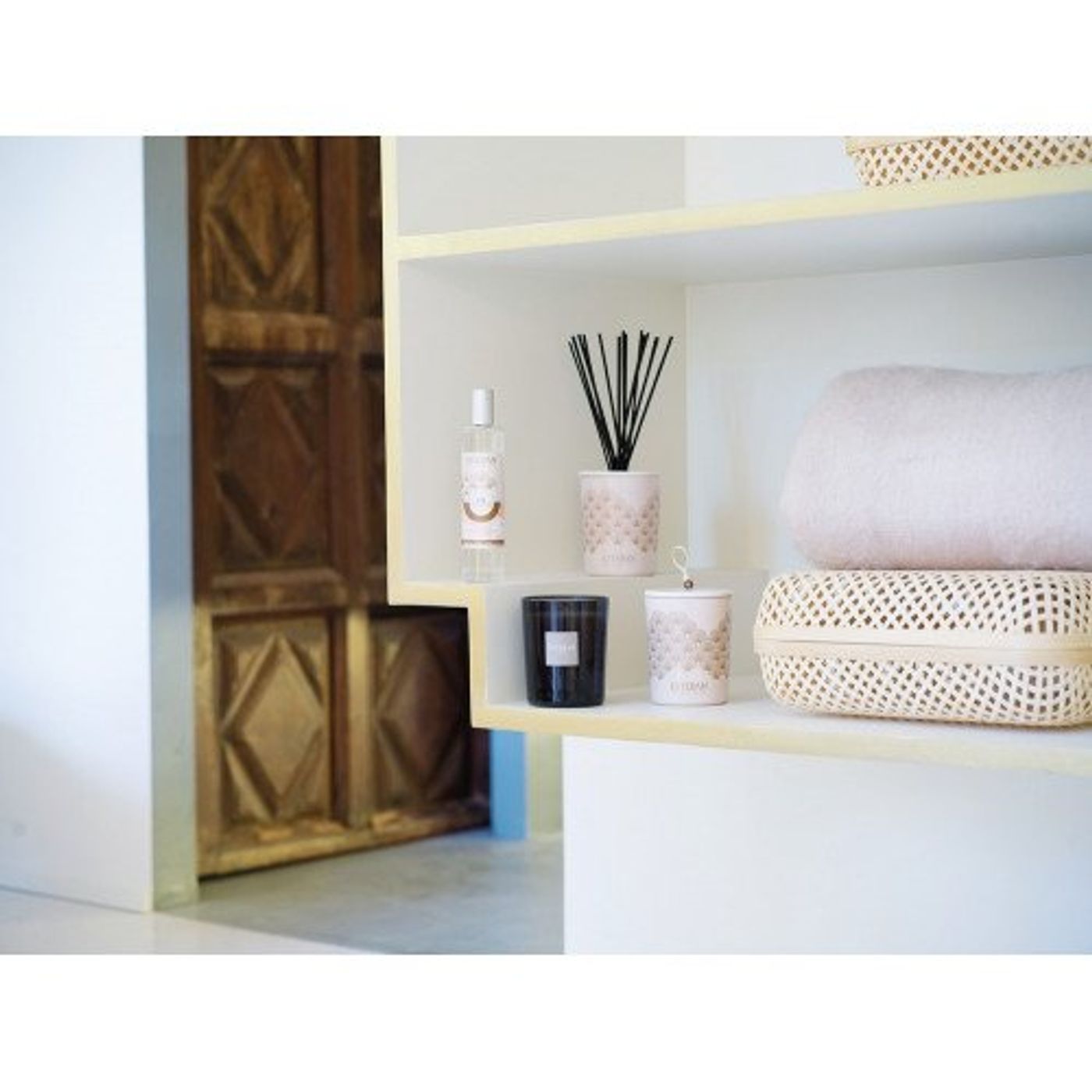 Bougie décorative parfumée & rechargeable 180g Iris Cachemire Esteban ...